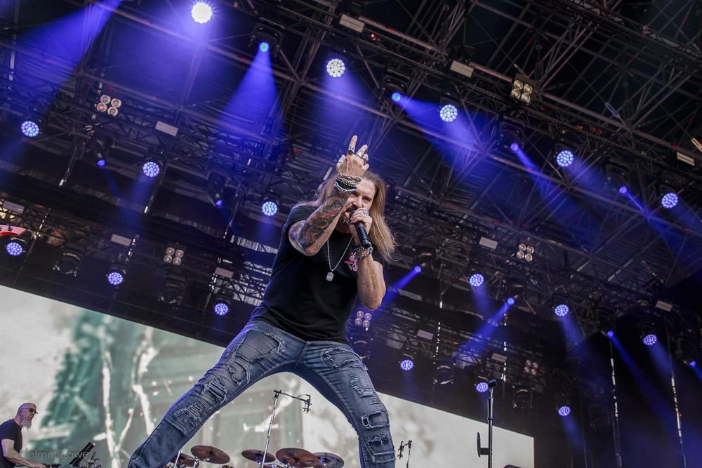 Dream Theater auf dem Bonner KunstRasen, ein beängstigendes Ausmaß an ...